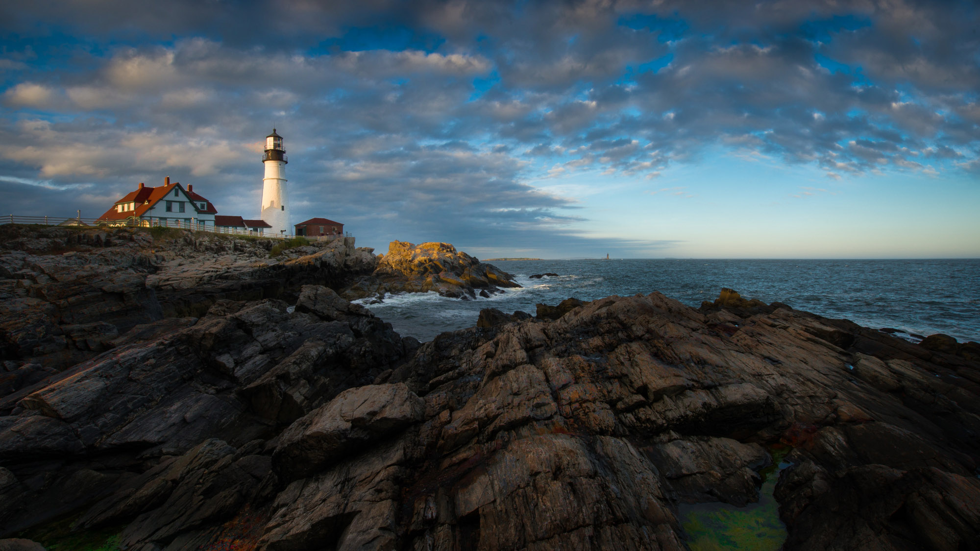 The Portland Head Light - ABOUT RC